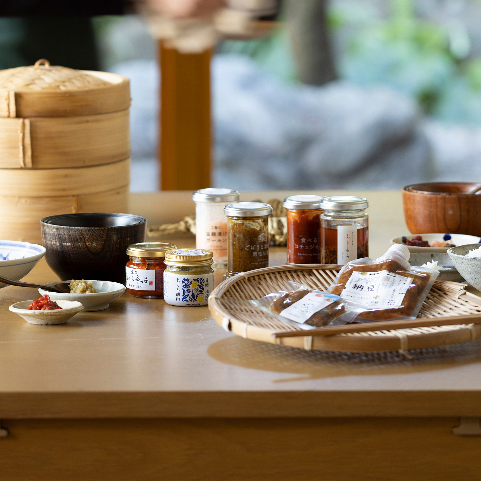 caravan Discovering new colors of the world | Sojitz Corporation